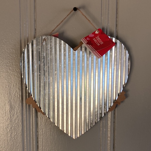 Wall Decor | Nwt Galvanized Metal Heart Shape Decor Sign W A Glittered ...